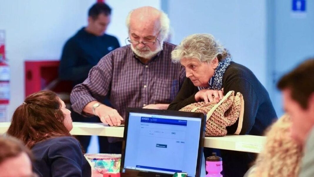 “Christian D’Alessandro: ‘Una pareja de jubilados requiere seis sueldos ...