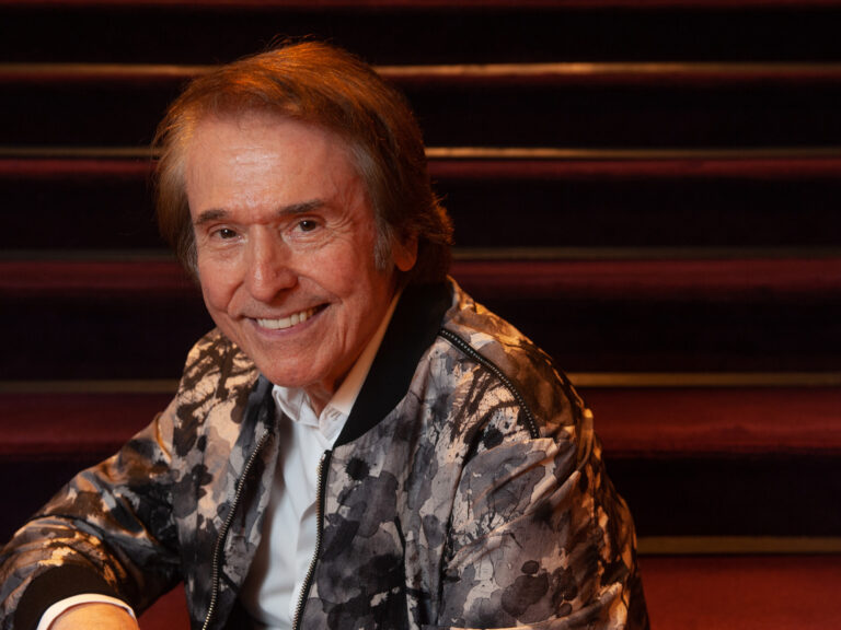 Raphael anuncia nueva función en el Teatro Gran Rex de Buenos Aires ...